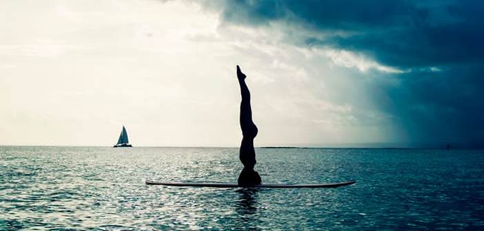 Os Benefícios das Posturas Invertidas – Verdade Mundial